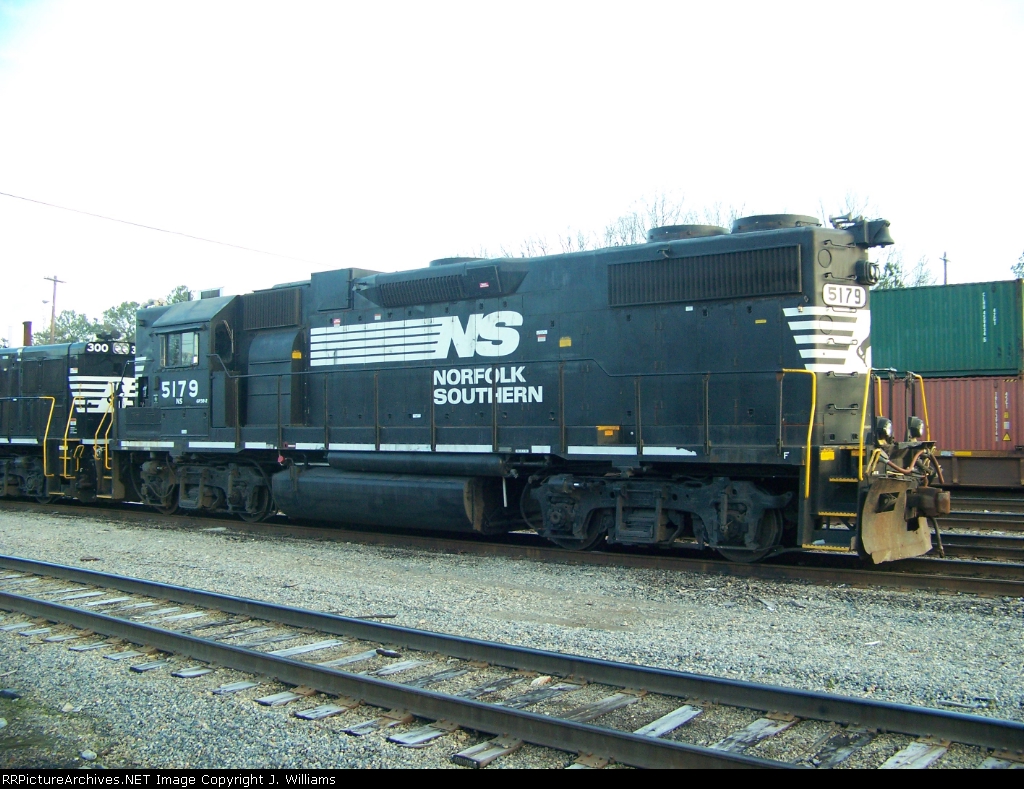 NS 5179 in the AM